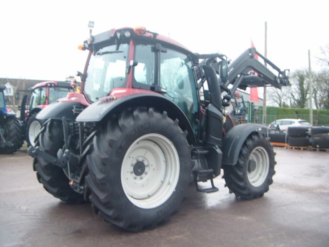 Quality Used Tractors for sale Cork Ireland | Valtra | New Holland